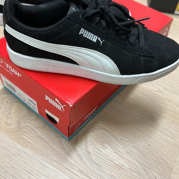 Puma | Shoes | Puma Vicky V2 Womens Whiteblack Shoe | Poshmark